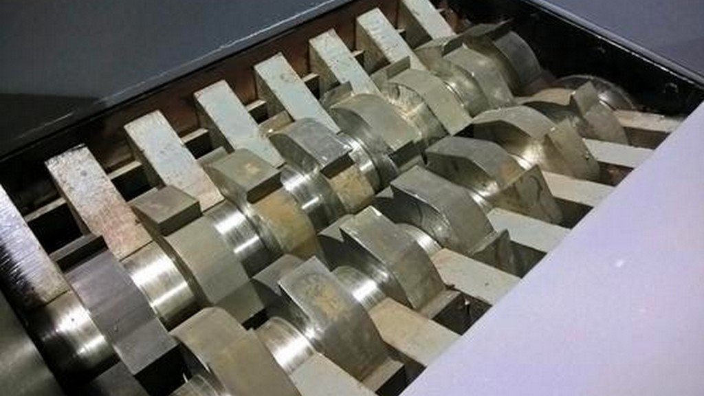 Plastic Waste Shredder